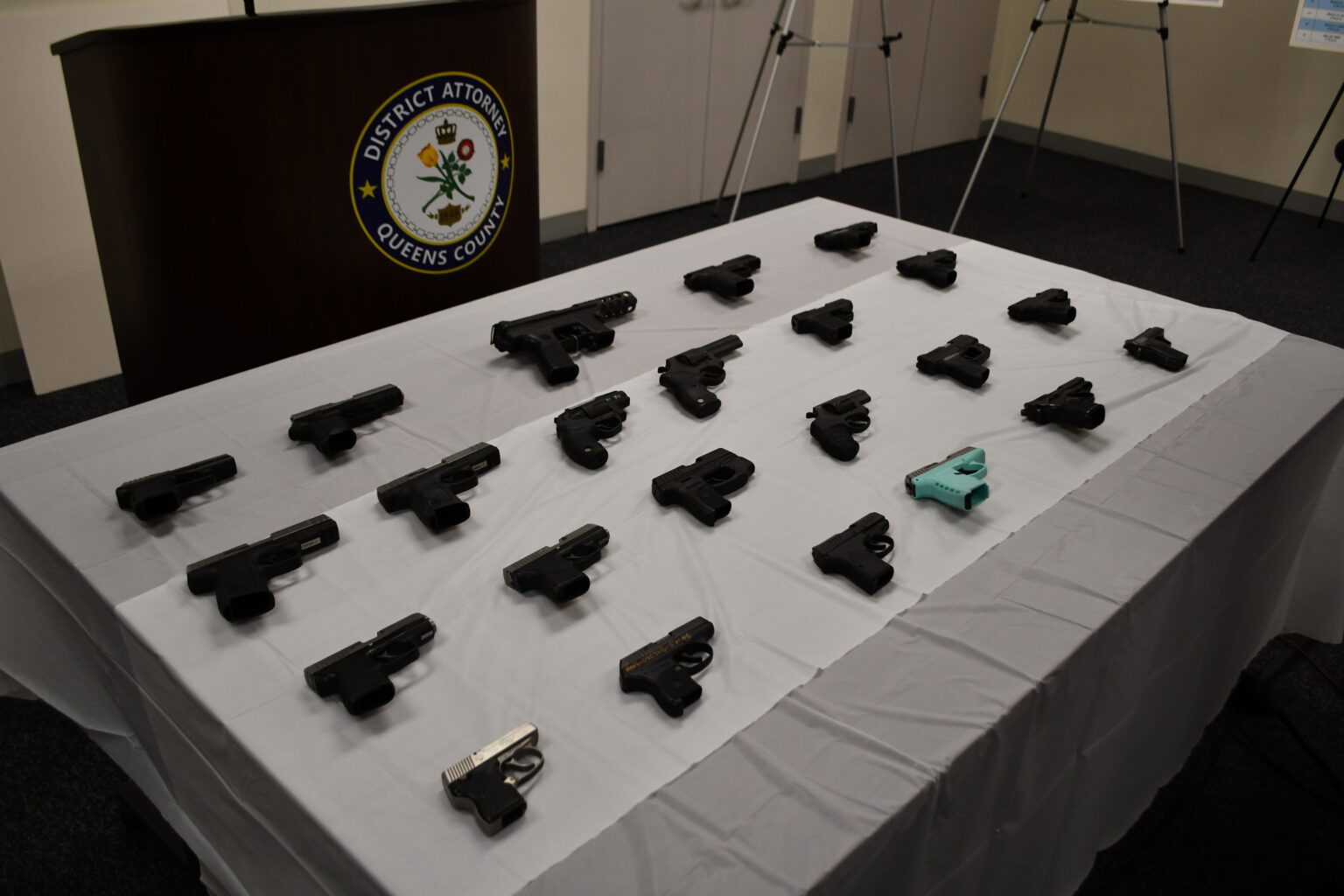 QUEENS WOMAN SENTENCED TO 10 YEARS FOR TRAFFICKING ILLEGAL FIREARMS ...